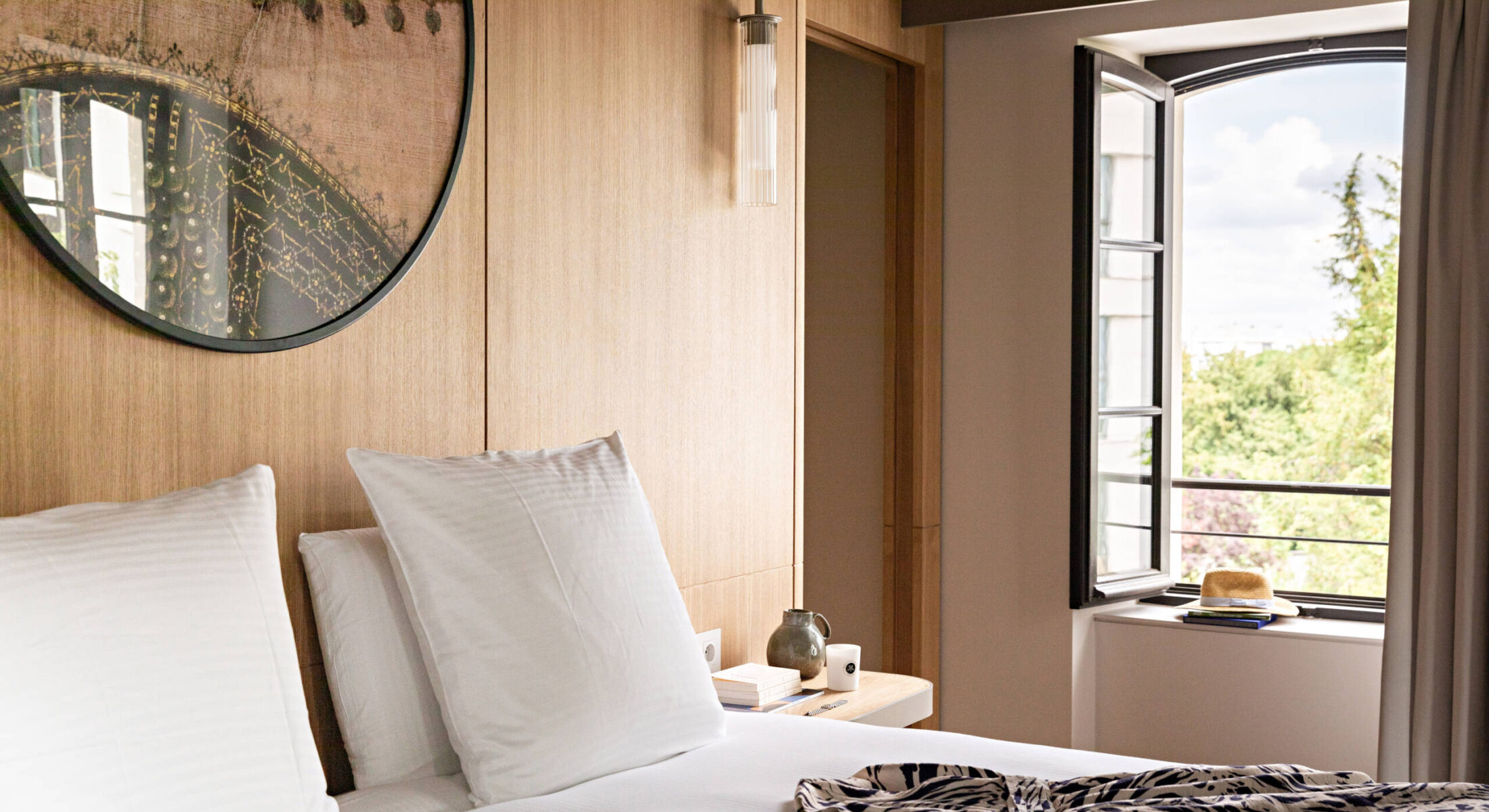 Rooms and suites - Domaine Reine Margot Paris Issy-MGallery Collection