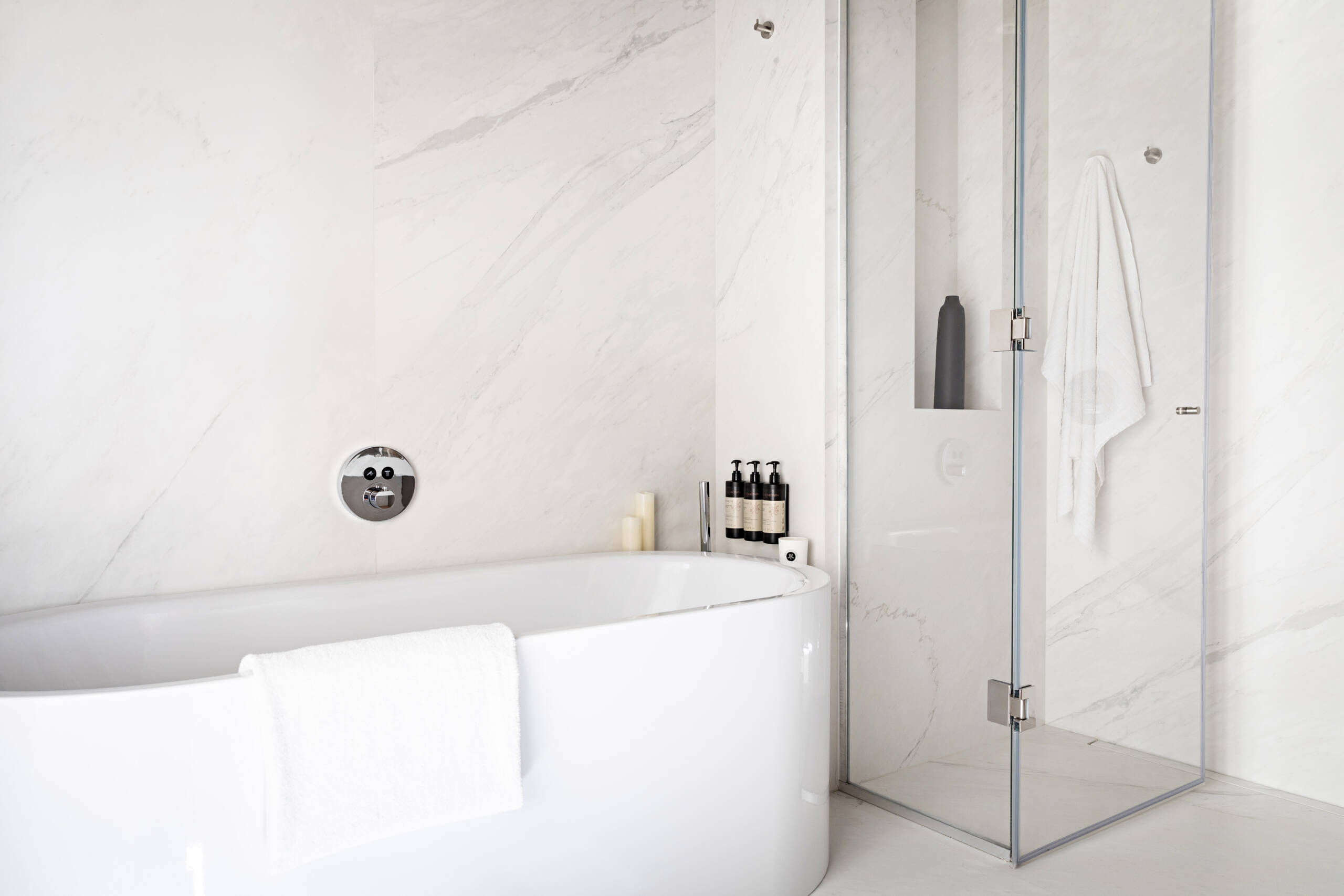 Suite Margot - Domaine de la Reine Margot MGallery